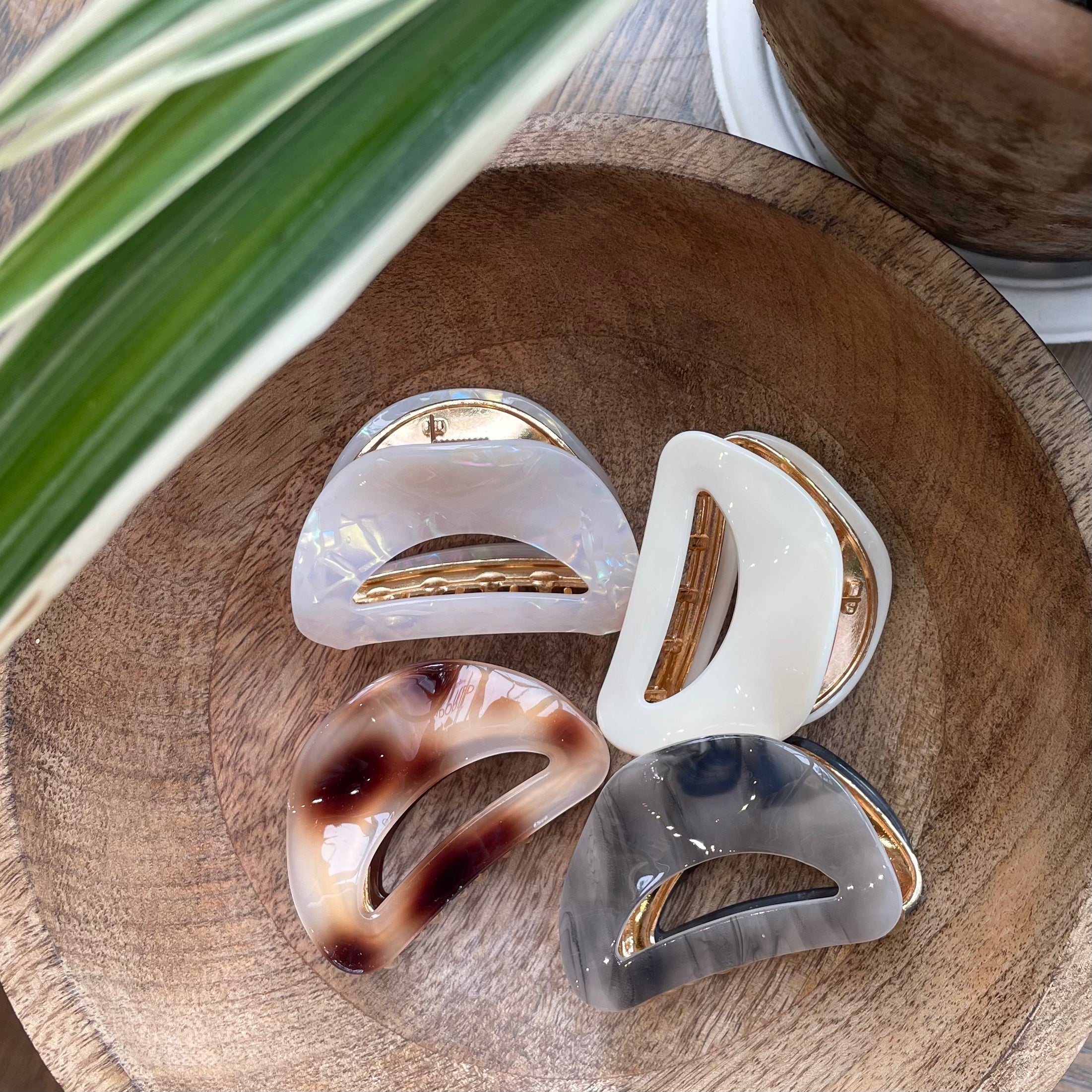 Curved Hair Clips – Adored Boutique